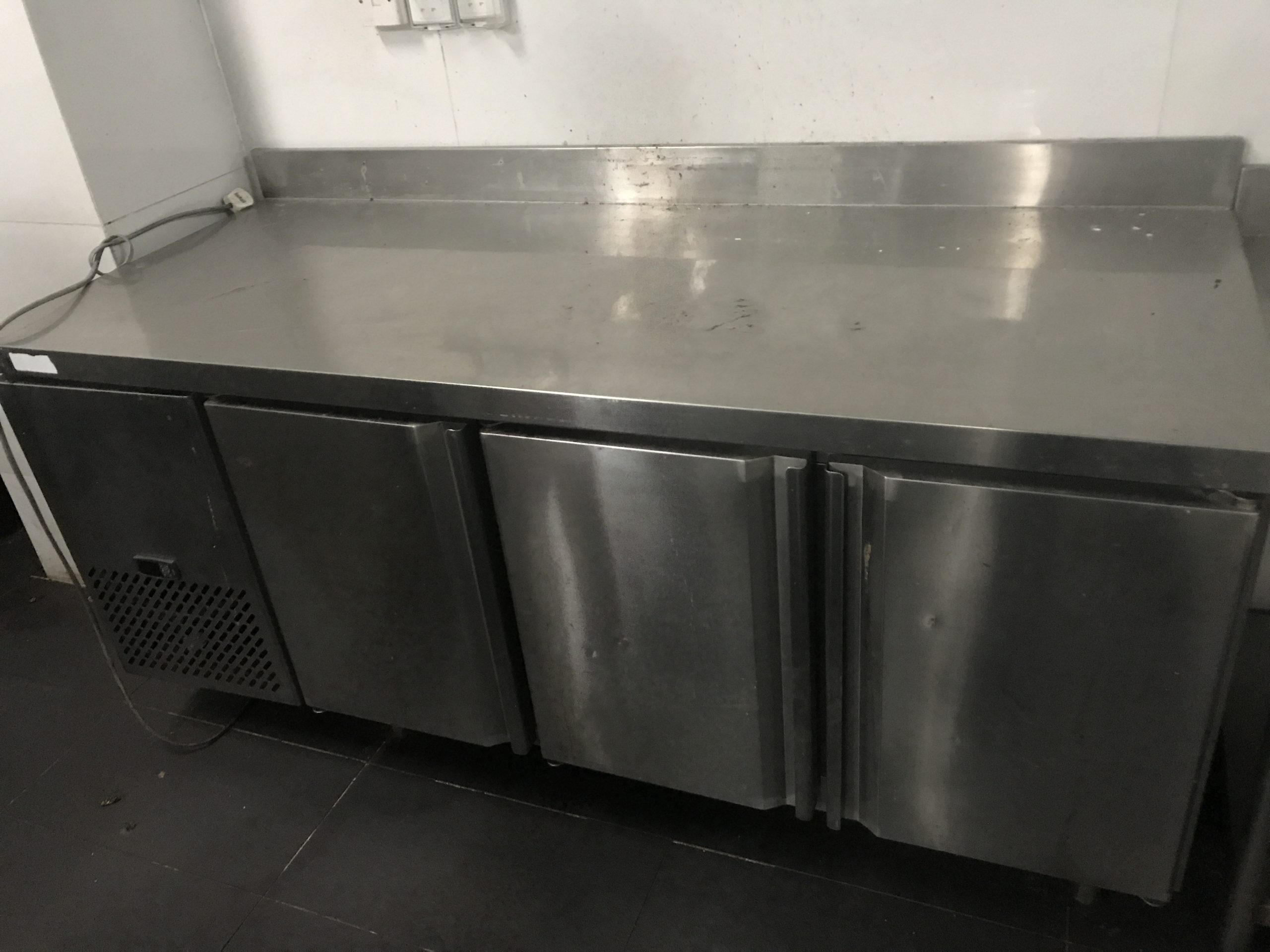 3 DOORS WORKTABLE CHILLER - Green Project Trading Sdn. Bhd. (1377843-M)